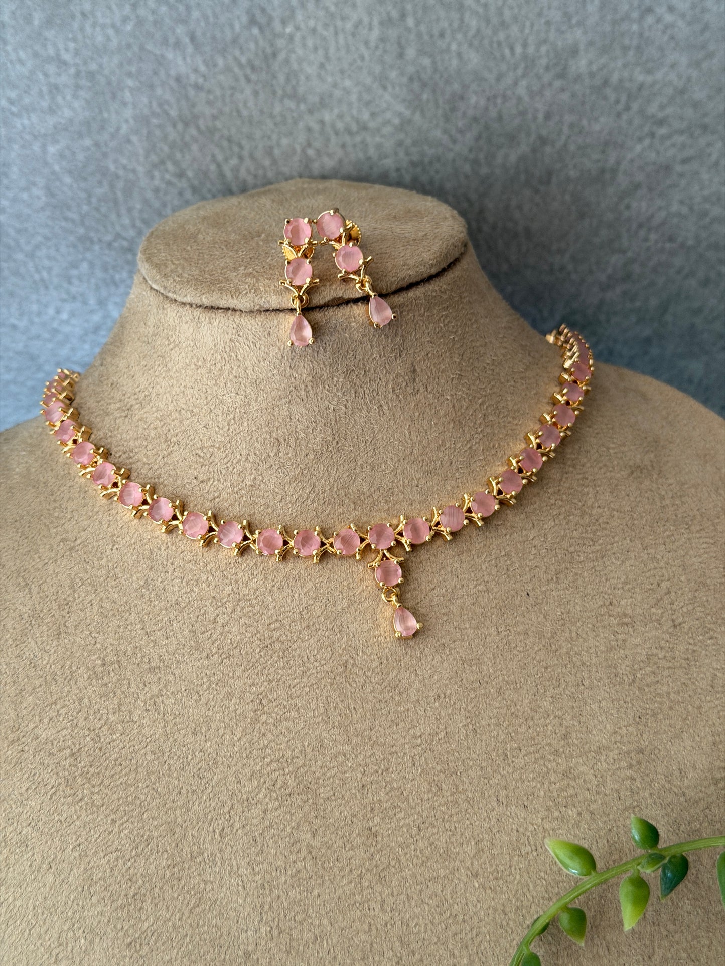 Mahika Simple AD choker – Ohbyozy