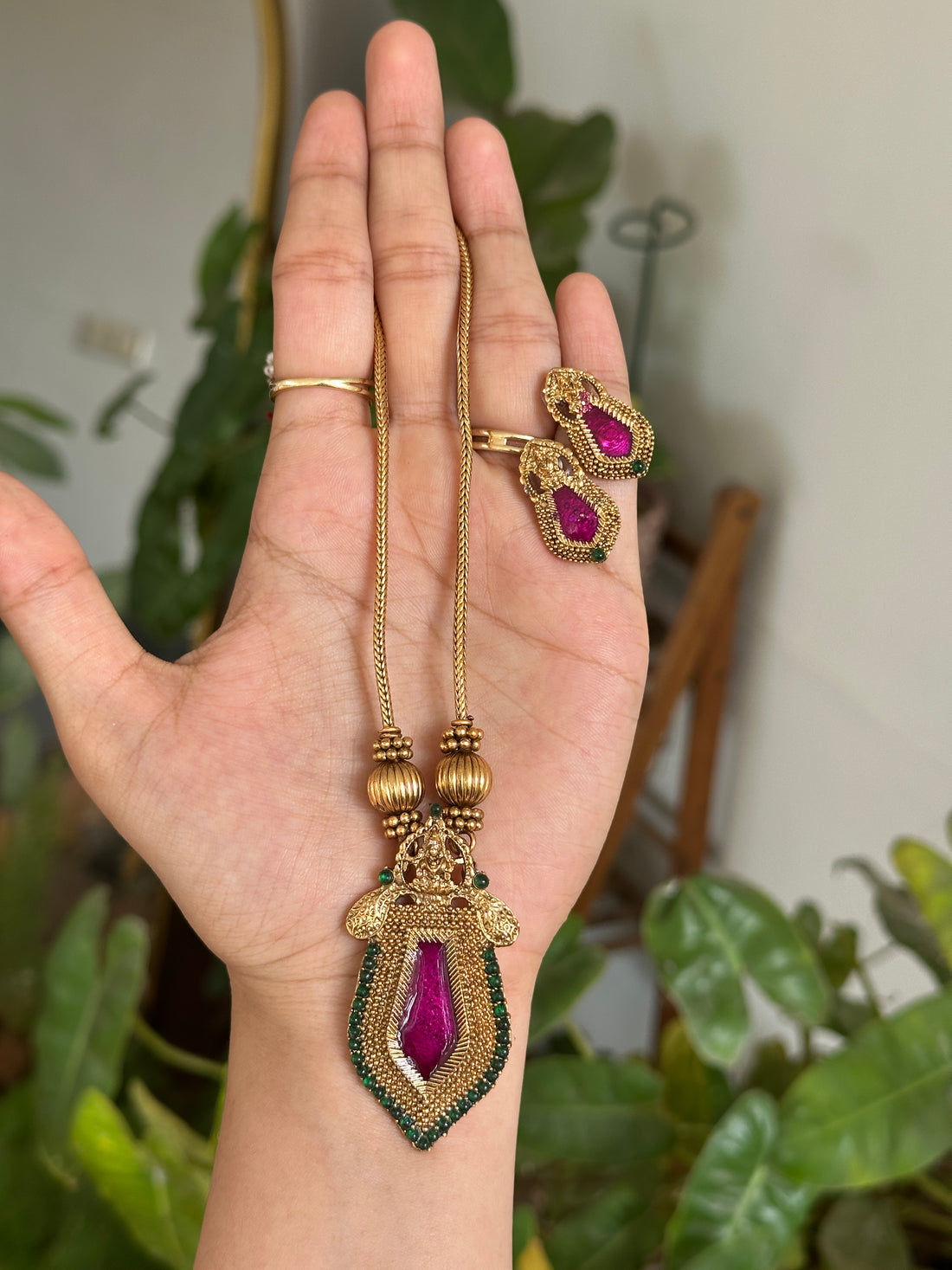 Vaadamalli Palakka pendant chain set – Ohbyozy